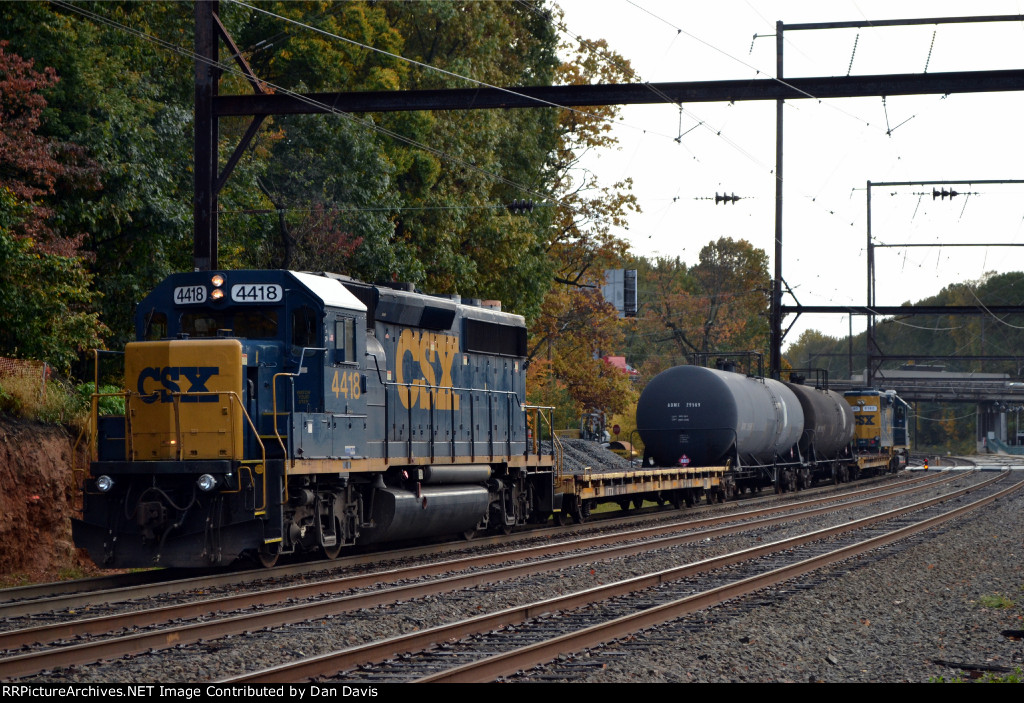 CSX GP38-2S 4418 on the rear of C770-19